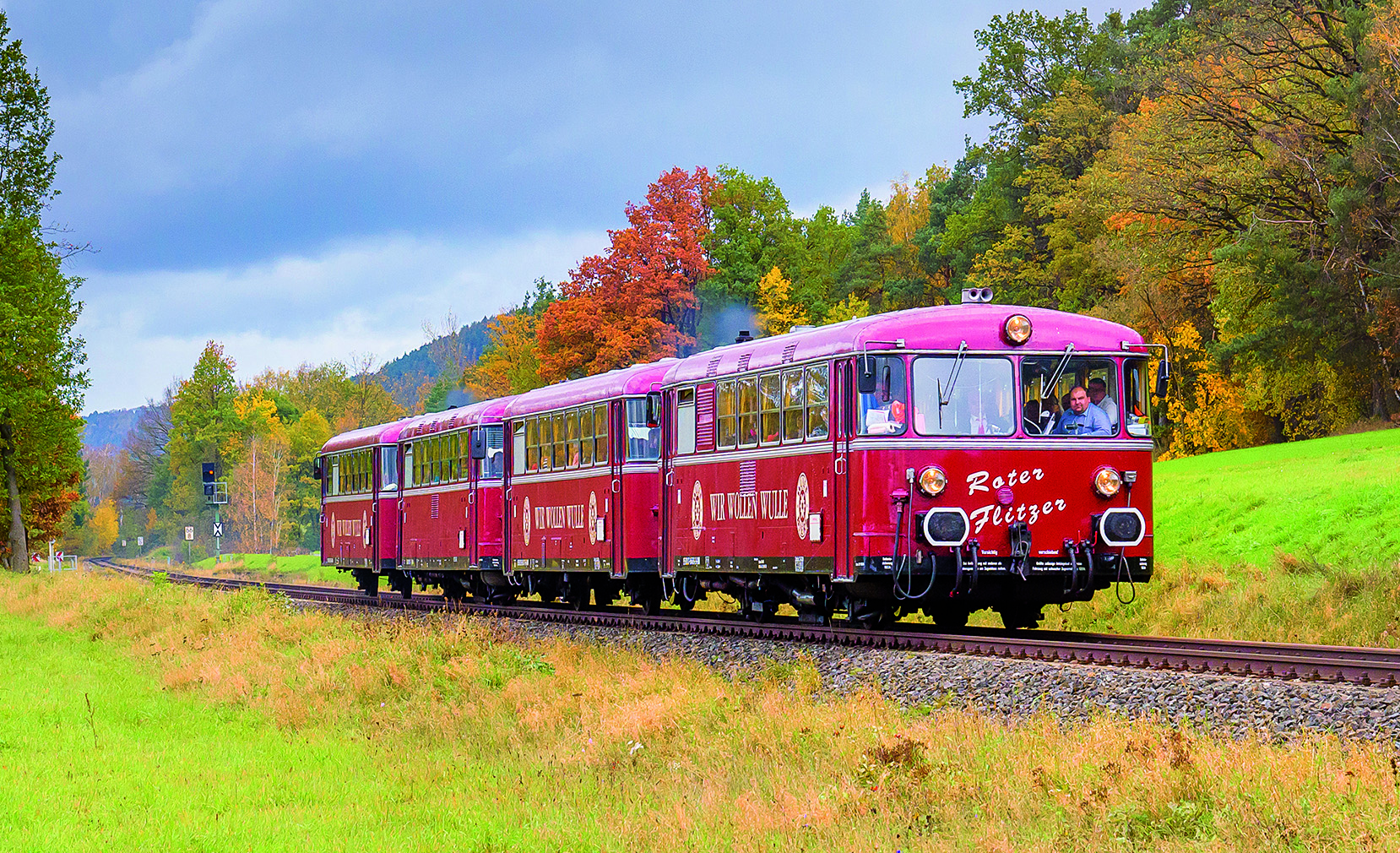 Schienenbus ROTER FLITZER - Bahnreisen und Radreisen | Onlineangebote ...